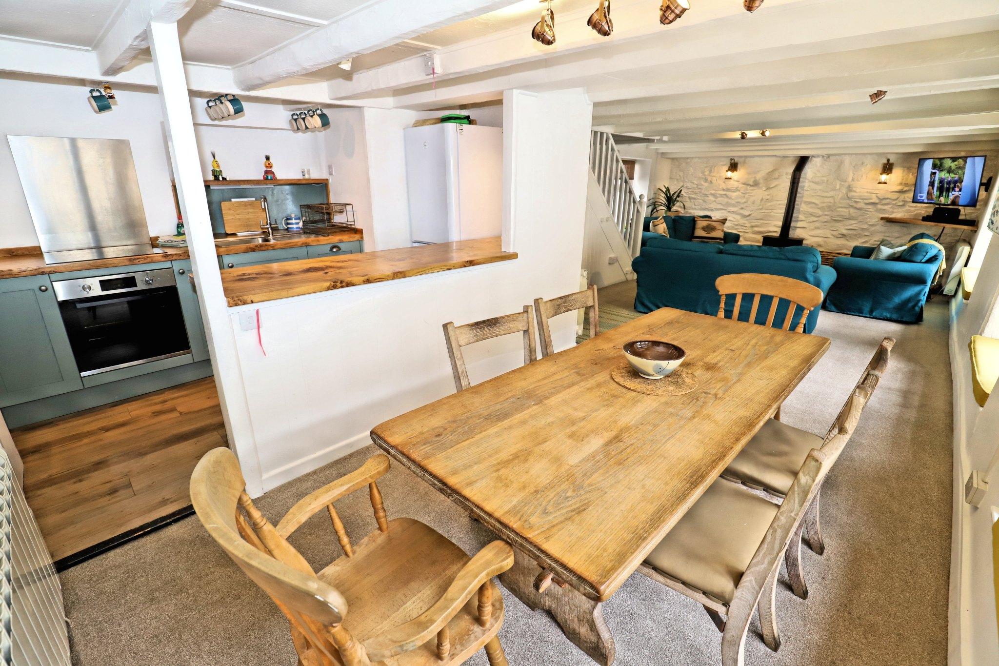 Wesley House - The Big Green, Polperro